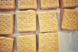 The Best 5 Rolling Paper Alternatives | Emjay Blog